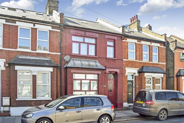 3 bed property for sale in Haydons Road, London SW19 - Zoopla