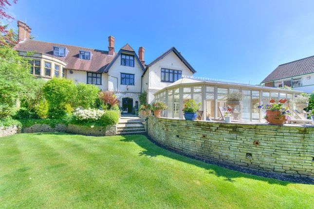 Homes for Sale in Kingston upon Thames - Buy Property in Kingston upon ...