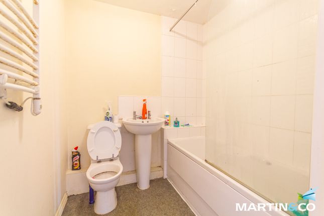 Foxoak Street, Cradley Heath B64, 2 bedroom flat to rent - 65790094 ...