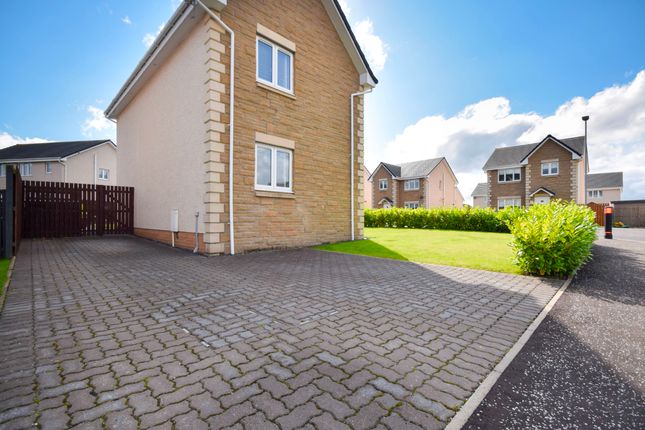 3 bed detached house for sale in Herbison Crescent, Torbothie, Shotts ...