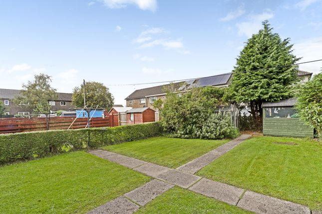 Doon Road Kirkintilloch Glasgow G66 3 Bedroom Terraced House For