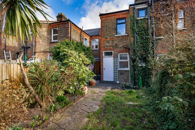 Carr Road, Walthamstow E17, 1 bedroom maisonette for sale - 64066806 ...