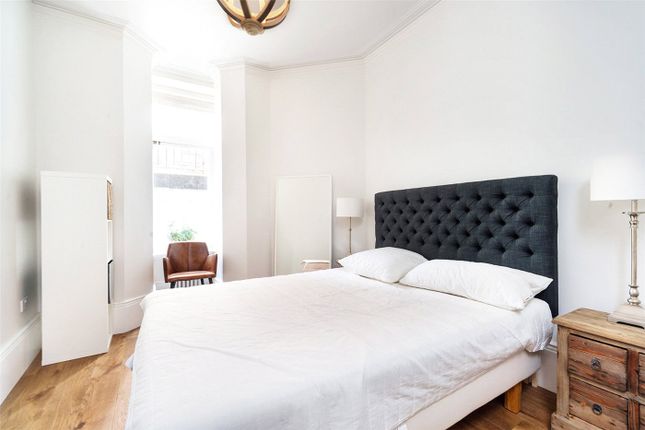 Gordon Mansions, Torrington Place, London WC1E, 4 bedroom flat to rent ...