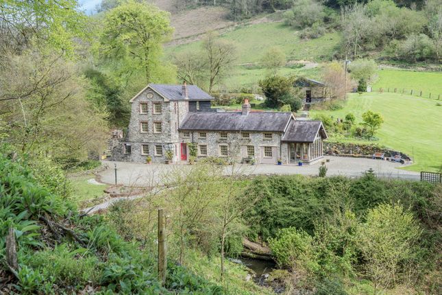 Llanfynydd, Carmarthen SA32, 5 bedroom property for sale - 65763242 ...