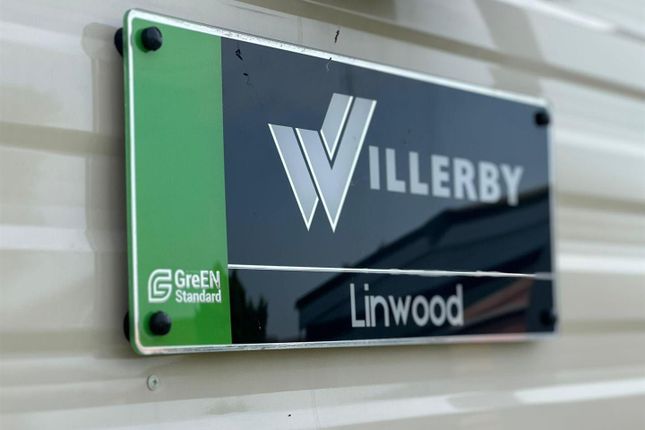 Golden Imp Chalets, Cliff Road, Hornsea HU18, 2 bedroom mobile/park ...