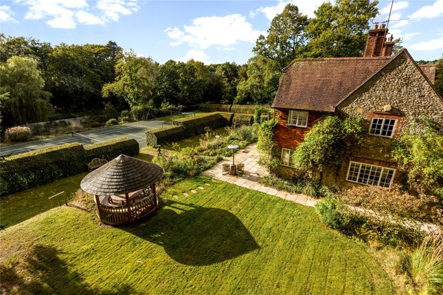 Crabtree Lane, Churt, Farnham, Surrey GU10, 6 bedroom detached house ...