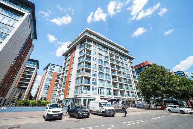 The Oxygen Apartments, Royal Victoria Dock E16, 2 bedroom flat for sale ...