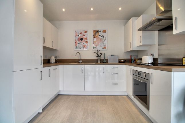 Rhodri Morgan Way, Canton, Cardiff CF11, 1 bedroom flat for sale ...