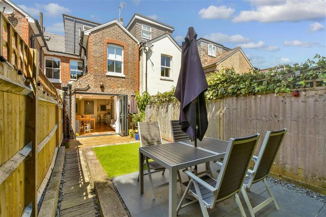 Albion Road, Reigate, Surrey RH2, 3 bedroom end terrace house for sale ...