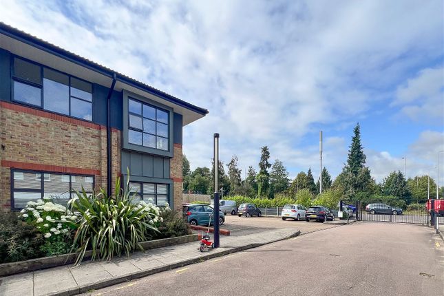 London Road, Riverhead, Sevenoaks TN13, 2 bedroom flat for sale - 67914114 | PrimeLocation
