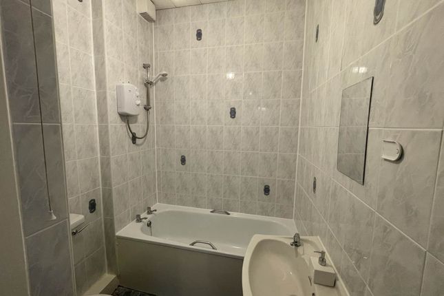 Albert Street, Dundee DD4, 2 bedroom flat to rent - 65831456 | PrimeLocation