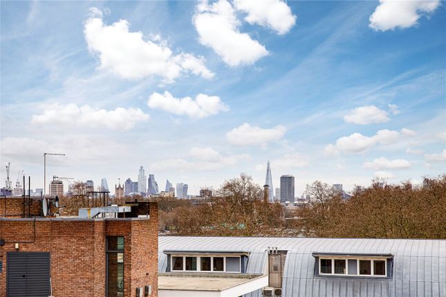 Waterside Point, 2 Anhalt Road SW11, 4 bedroom flat for sale - 69930479 ...