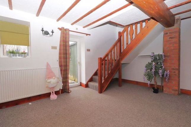 Congleton Road Biddulph Stoke On Trent St8 2 Bedroom Semi Detached