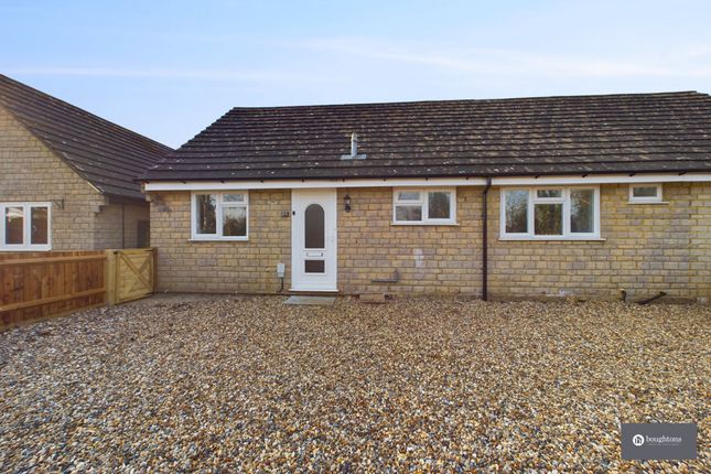 Brackley Road, Croughton NN13, 4 bedroom detached bungalow for sale ...