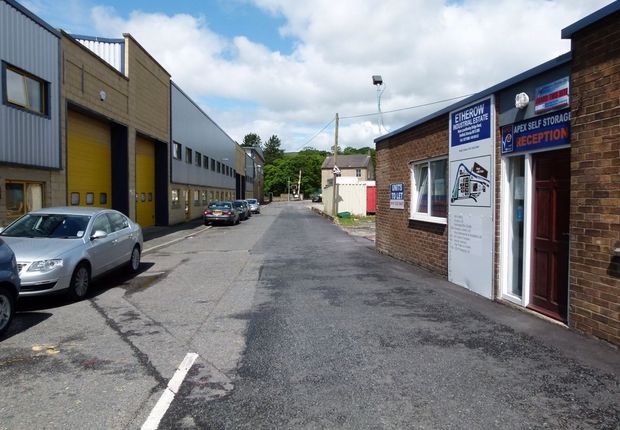 Commercial property to let in Etherow Industrial Estate, Woolley Bridge ...