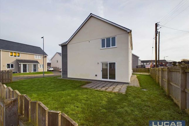 Llys Eilian, Llanfairpwllgwyngyll LL61, 4 bedroom detached house for ...