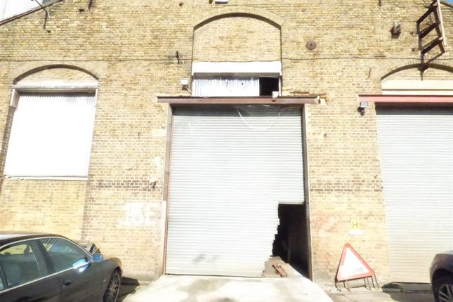 Canal Road, Rochester, Kent ME3, warehouse to let - 68955464 ...