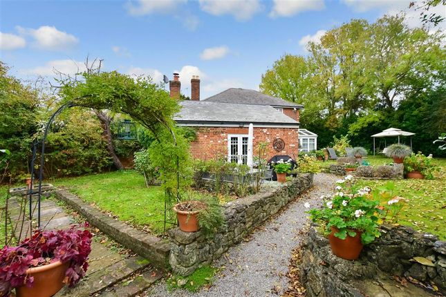 Church Road, Tovil, Maidstone, Kent ME15, 4 bedroom detached house for ...