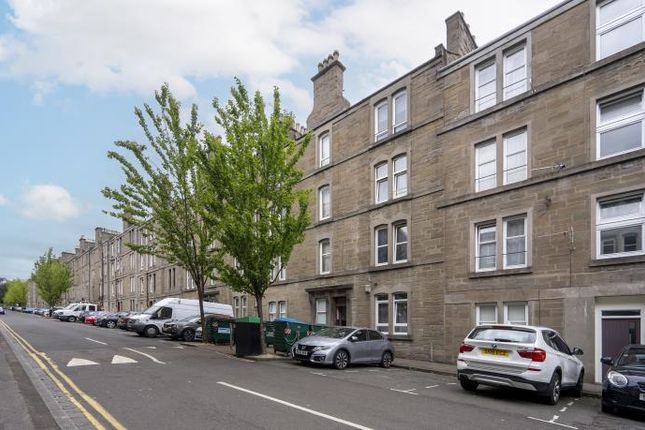 Baldovan Terrace, Dundee DD4, 2 bedroom flat to rent - 63472988 | PrimeLocation