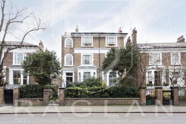 Addison Crescent, London W14, 3 bedroom flat to rent - 36671041 ...