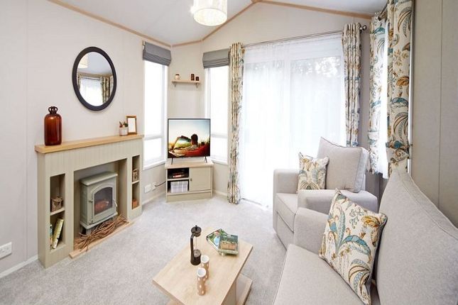 Hoburne Doublebois, Liskeard, Cornwall PL14, 2 bedroom lodge for sale ...