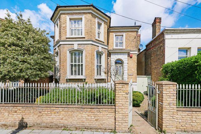 Homes for Sale in Streatham - Buy Property in Streatham - Primelocation