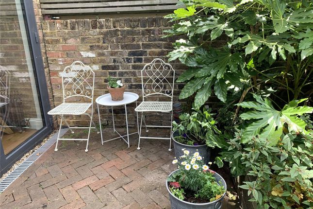 Sutherland Avenue, London W9, 2 bedroom flat for sale - 70327298 ...