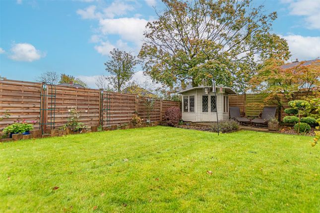 Kingsway, Alkrington, Rochdale, Manchester M24, 4 bedroom semi-detached ...