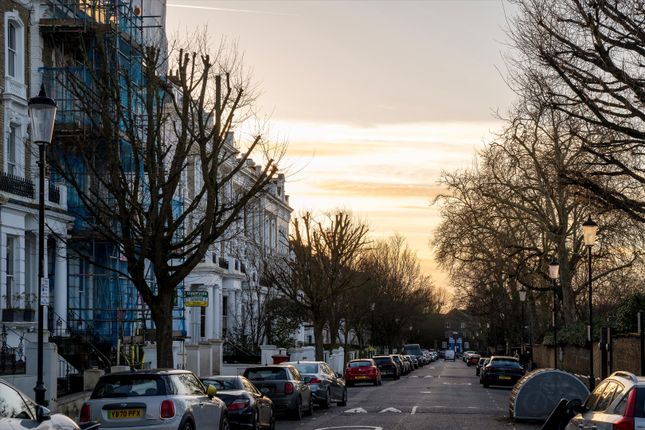 St. Charles Square, London W10, 3 bedroom flat for sale - 69324454 ...