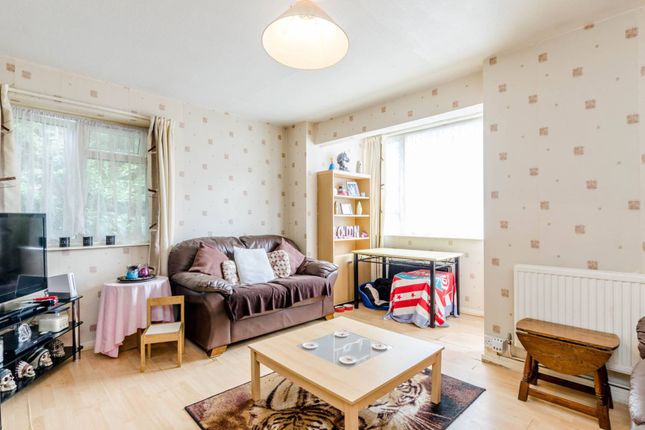 2 bed flat for sale in Pinner Road, Northwood Hills, Northwood HA6 - Zoopla