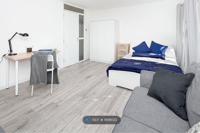 Roslin House, London E1W, room to rent - 64540698 | PrimeLocation