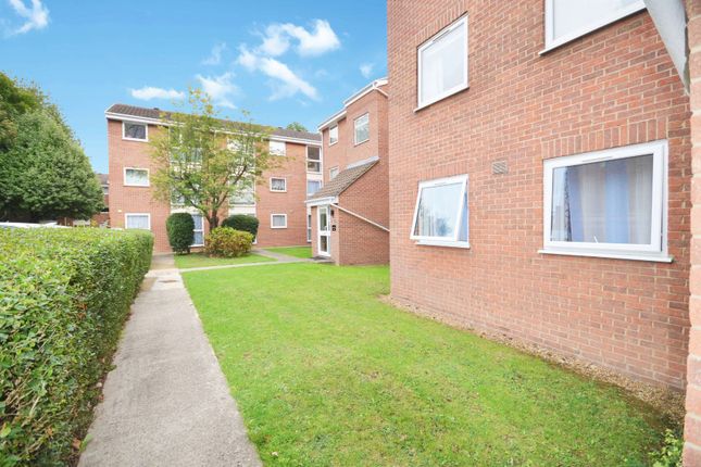 Sunninghill Court, Bollo Bridge Road, London W3, 1 bedroom flat to rent ...