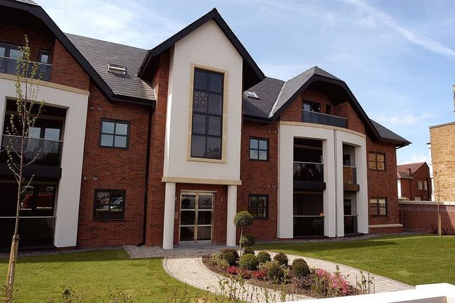 Homes for Sale in The Square, Ringley Chase, Whitefield, Manchester M45 ...