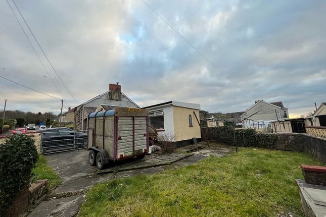 Cwmamman Road, Glanamman, Ammanford, Carmarthenshire. SA18, 2 bedroom ...