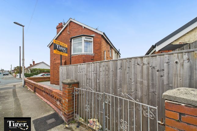Ellesmere Road, Blackpool, Lancashire FY4, 2 bedroom end terrace house ...