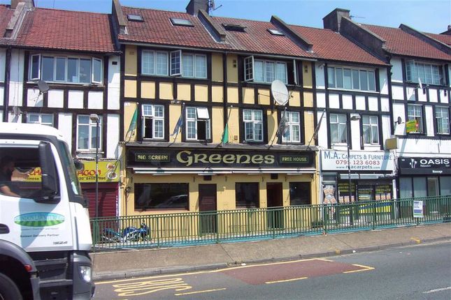 Neasden Lane North, London NW10, pub/bar for sale - 54561336 ...