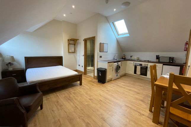 Pembroke Farm, St Neots Road, Caxton, Cambridgeshire CB23, 1 bedroom ...
