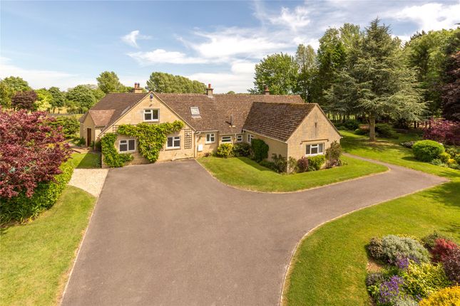 6 bed detached house for sale in Bushey Close Cottages, Poffley End ...