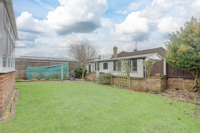 Hart Road, Benfleet SS7, 3 bedroom detached bungalow for sale ...