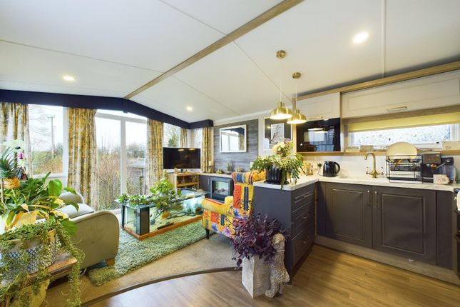 Whittington Hall Lane, Kinver, 76Ph DY7, 5 bedroom semi-detached house ...