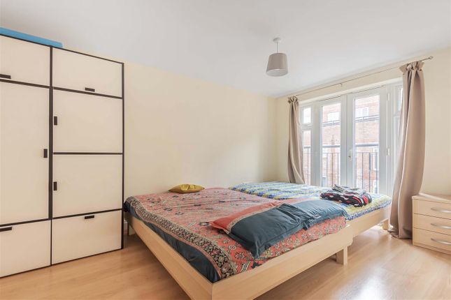 Picture House, Cheapside, Reading RG1, 2 bedroom flat for sale ...