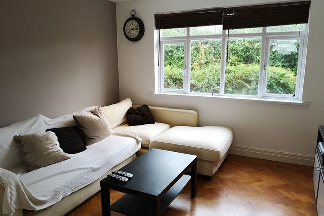Manor Way, Whitchurch, Cardiff CF14, 2 bedroom flat for sale - 53084825 ...