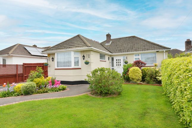 Chiltern Drive Barton On Sea New Milton Hampshire Bh25 2 Bedroom
