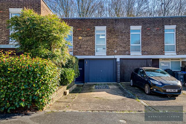Hunters Way, Croydon CR0, 4 bedroom terraced house for sale - 69627044 ...