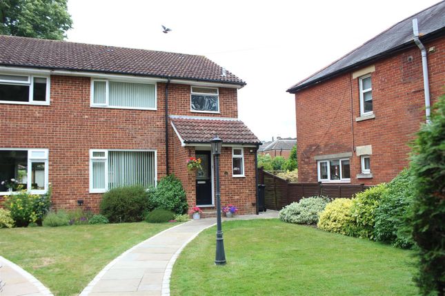 Stoke Park Road Bishopstoke Eastleigh So50 3 Bedroom Semi Detached
