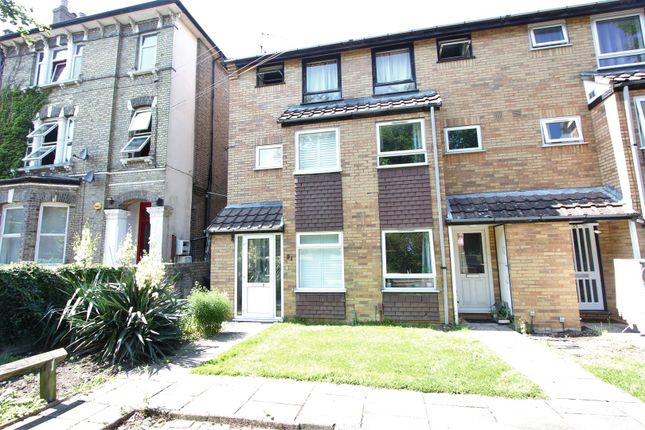 Homes for Sale in Woodside Road, Woodside, Croydon SE25 - Buy Property ...