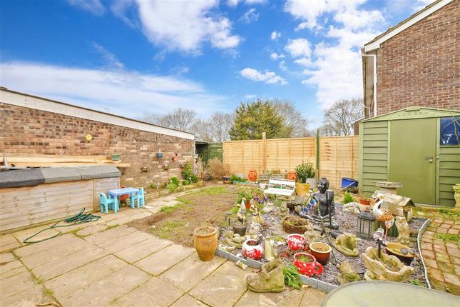 Wakefield Way, Bognor Regis, West Sussex PO21, 2 bedroom semi-detached ...