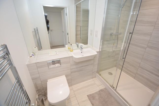 Pemberton House, Holman Drive Southall UB2, 2 bedroom flat for sale ...