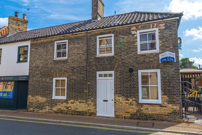 Houses for Sale in Beccles - Beccles Houses to Buy - Primelocation