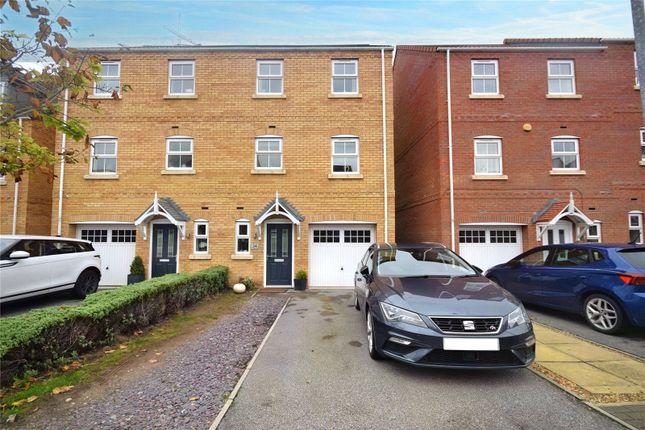 Springfield Drive, Lofthouse, Wakefield, West Yorkshire WF3, 4 bedroom ...